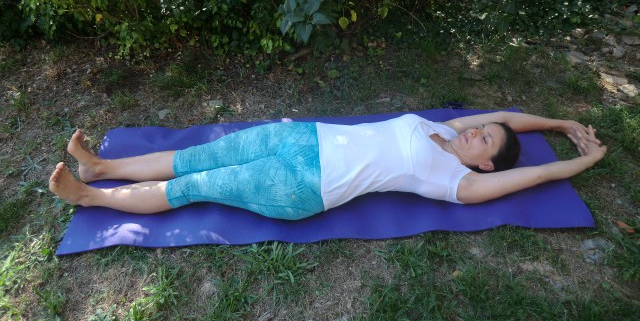 Préparation à Uddiyana Bandha -2 – Hatha Yoga et Ayurveda à Lyon